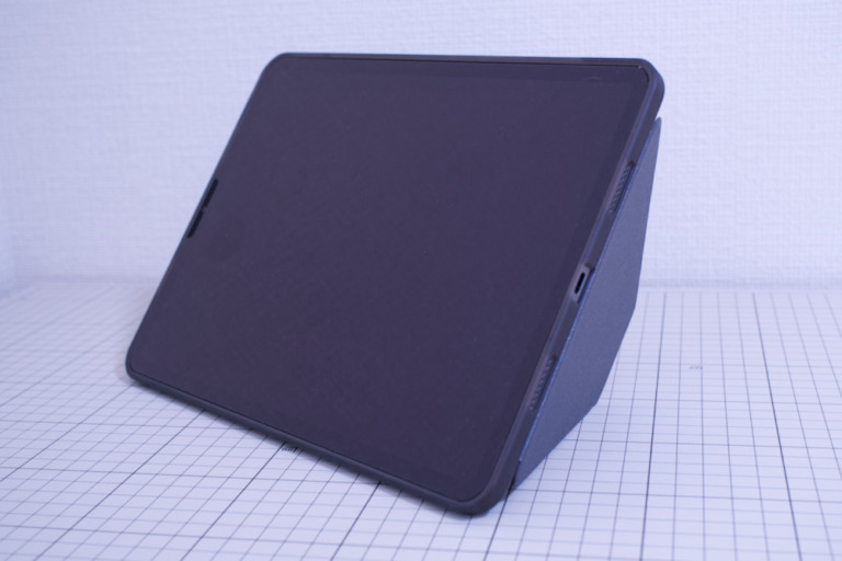 【レビュー】「MOFT X」TPUケースと組み合わせて傷対策もしてみた